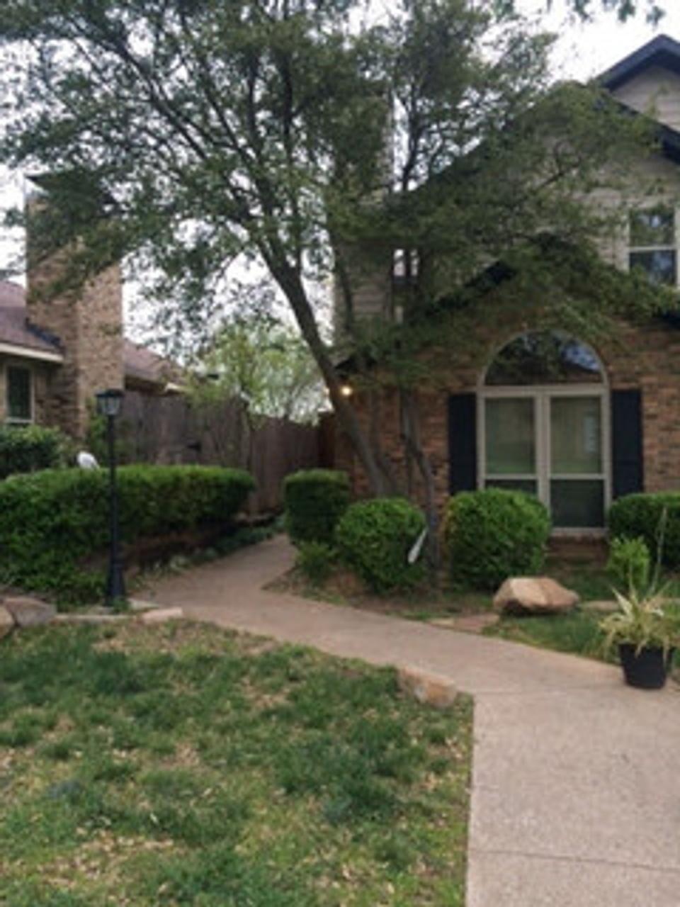 Room for rent by Megan in Dallas, Texas · Roommates.com