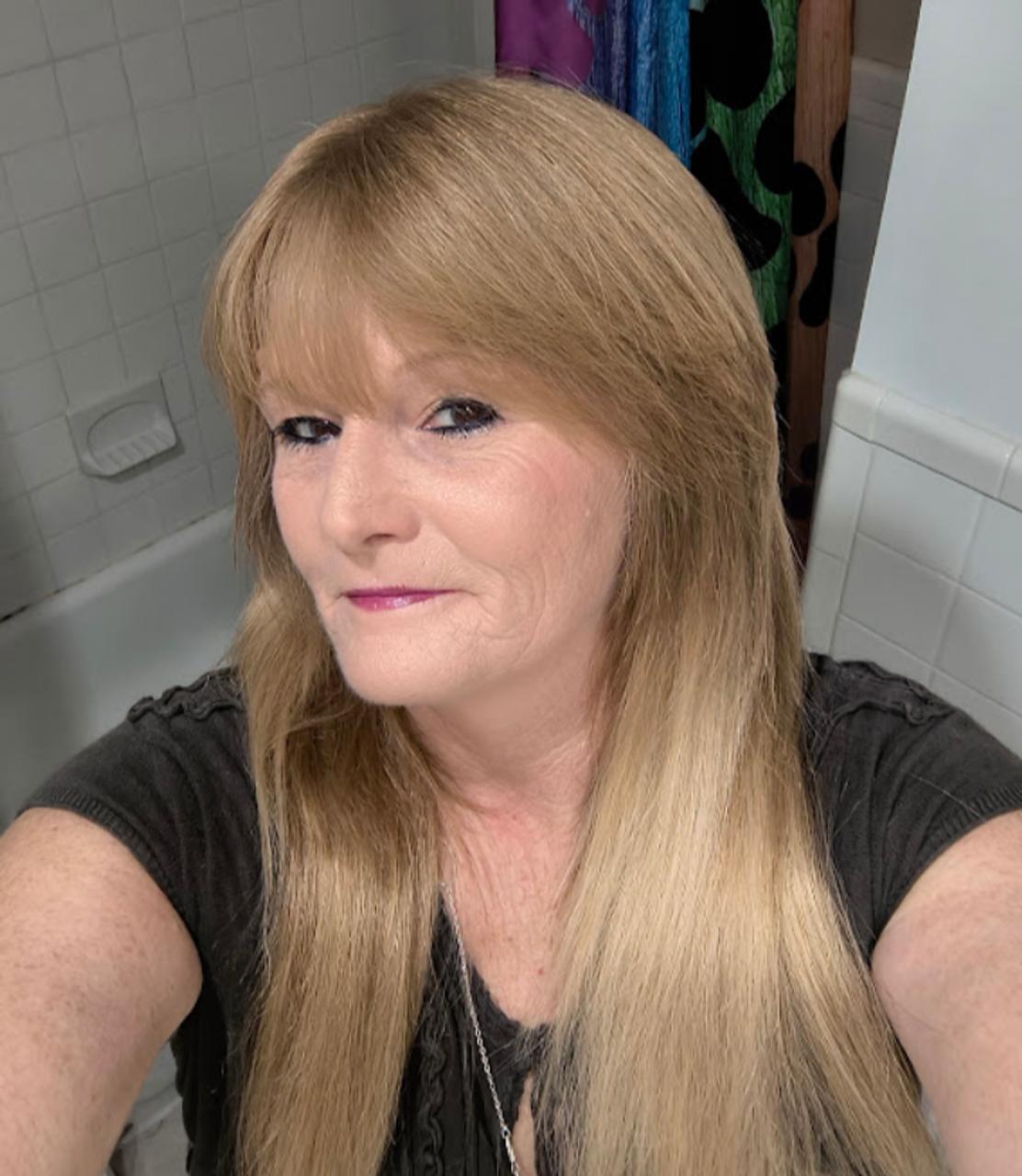 Linda is looking for a room in Splendora, TX, Crystal Beach, TX ...