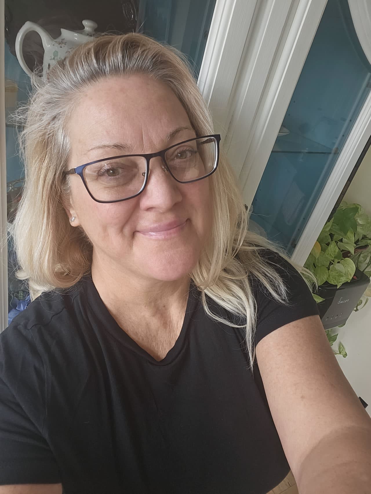 Jennifer is looking for a room in East Rutherford, NJ, Weehawken, NJ ...