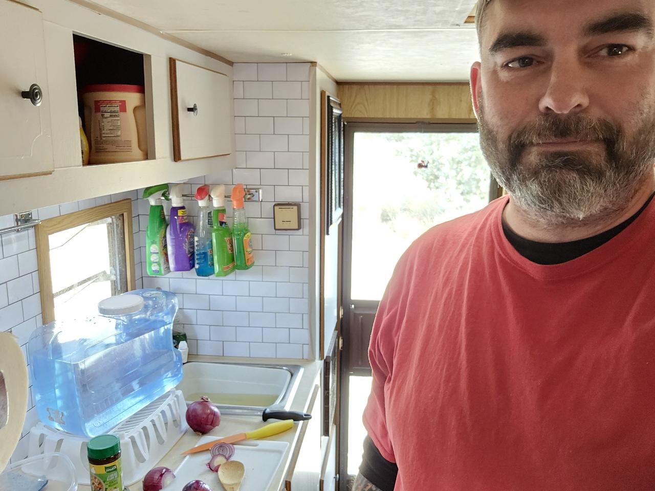 KRISTOFER is looking for a room in Farmington, MI · Roommates.com