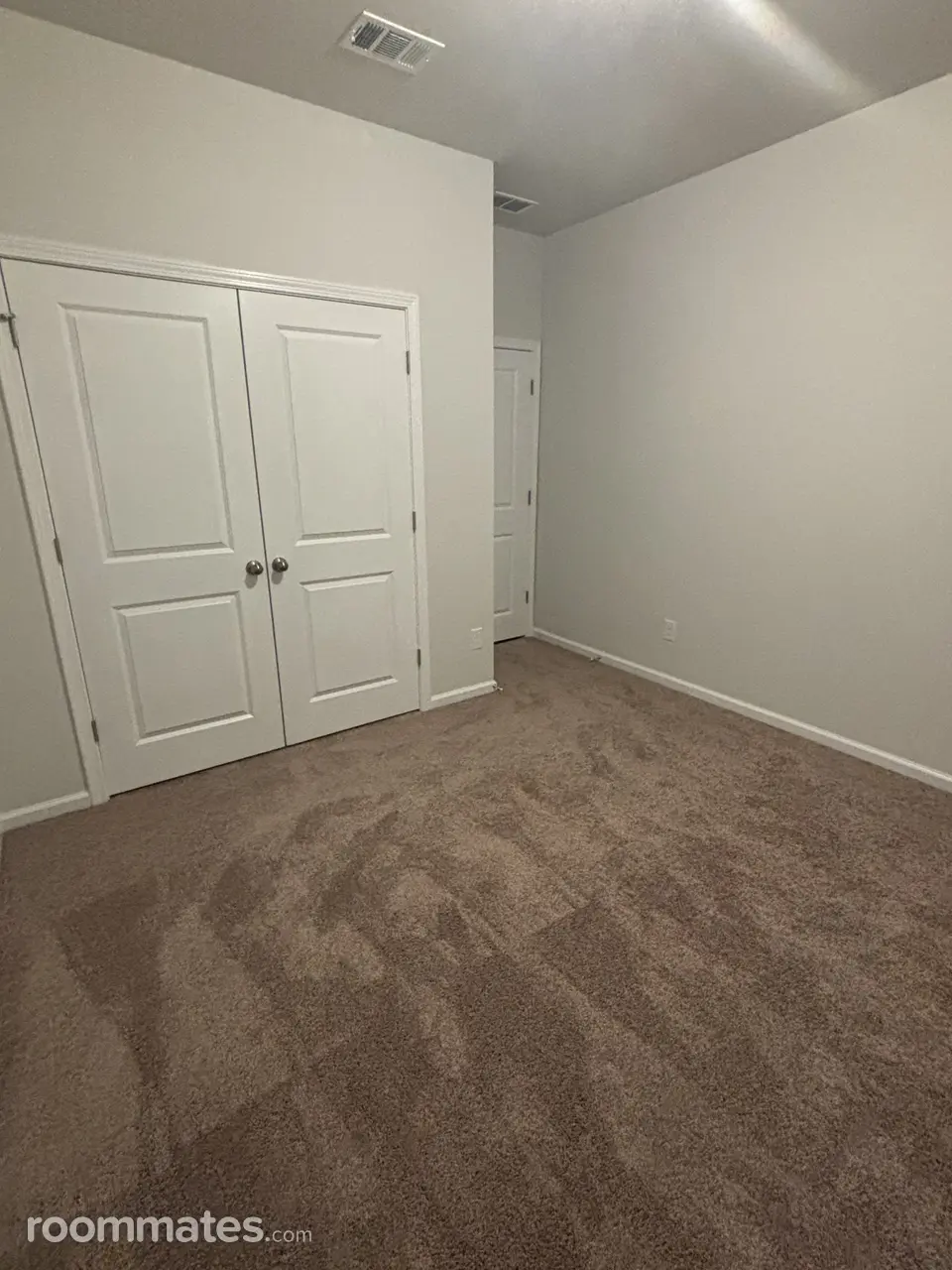 Room for rent by Eric in Richmond Hill, GA · Roommates.com